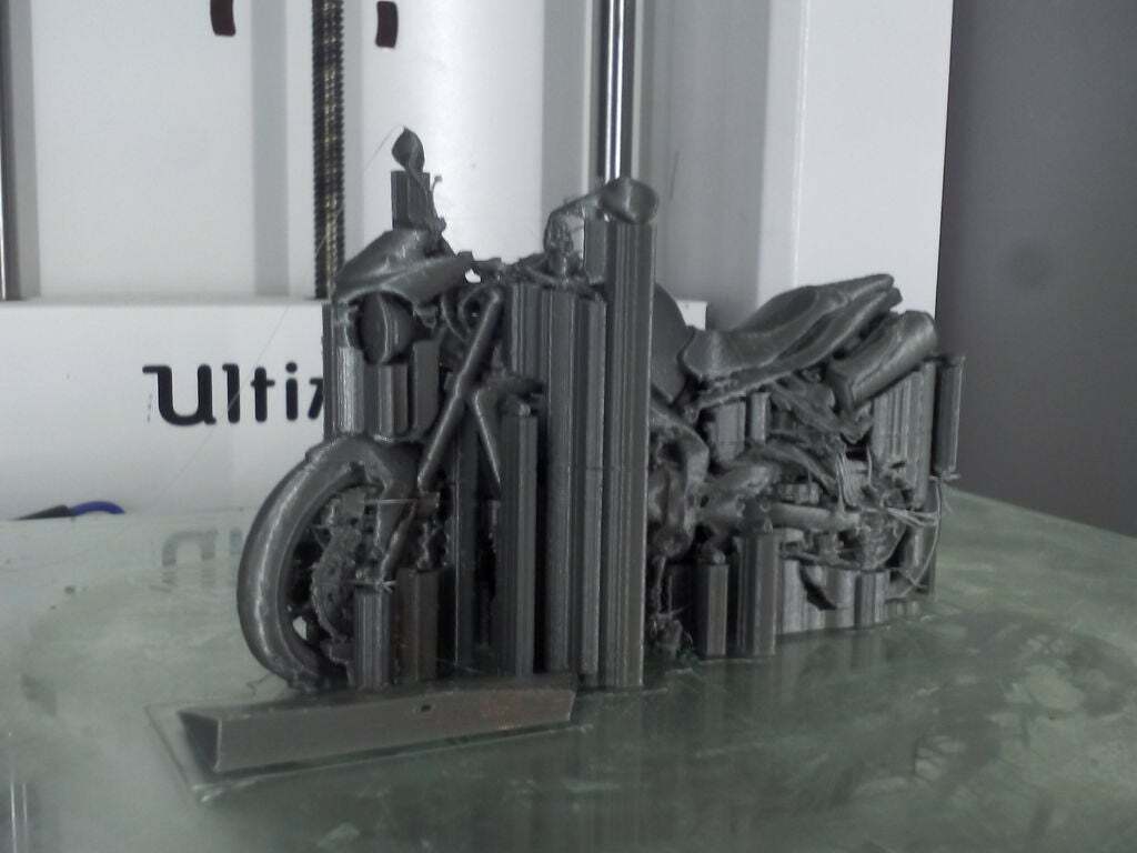 🧞‍♂️ bike, moto triumph street triple・Free STL File for ・Cults