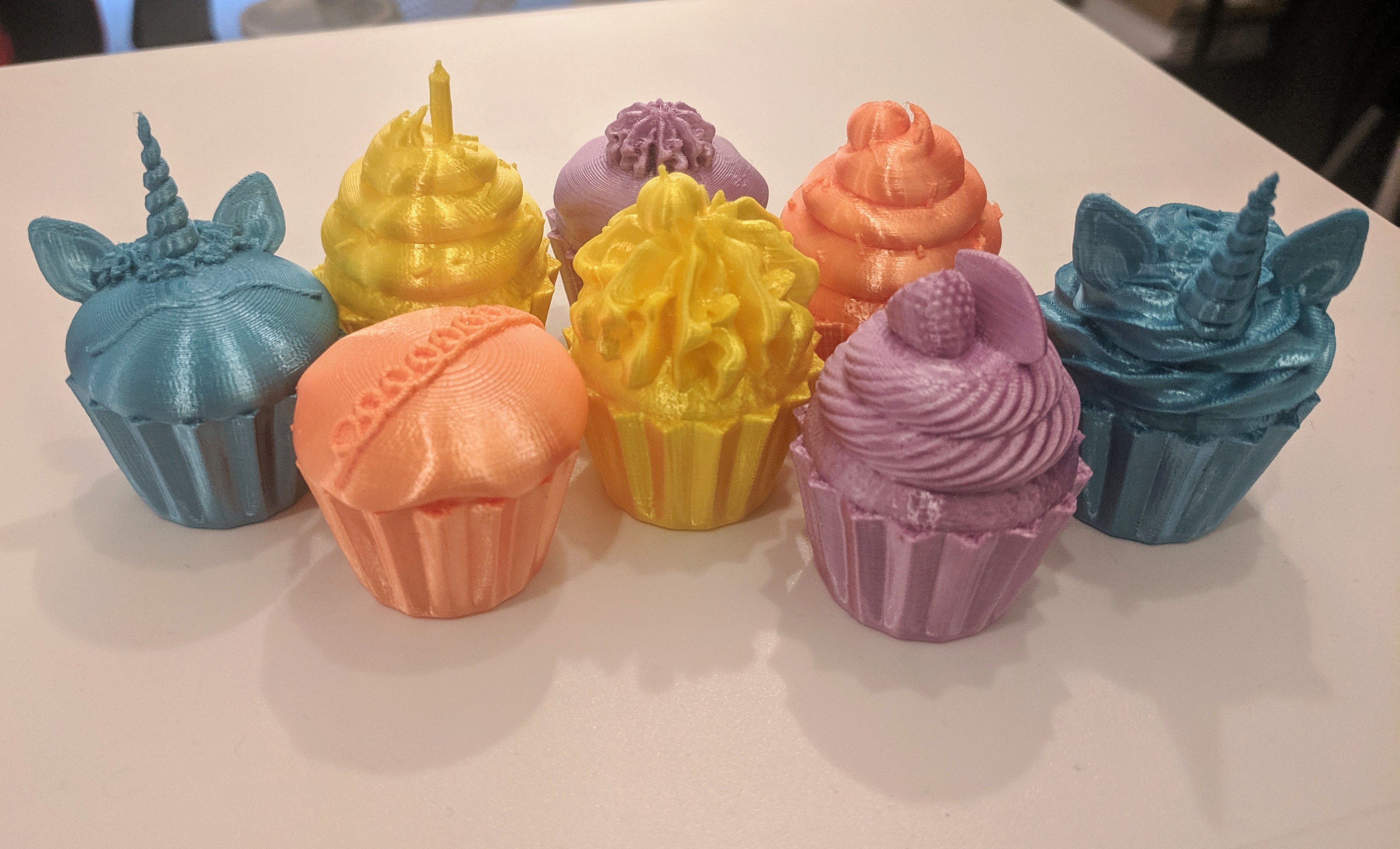 🧁 Cute Cupcakes 10pk-Easy Print・Free 3D File for ・Cults