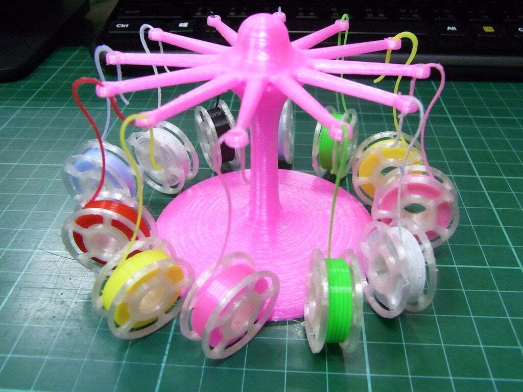 3D printed Mini filament spool and earring carousel stand・Cults