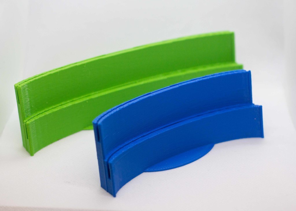 🎲 Card Holder・Free STL File for ・Cults