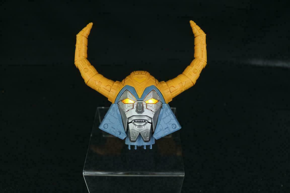 ⬆️ Light Up Eye LED Mount for Transformers Haslab Unicron・Free STL File ...