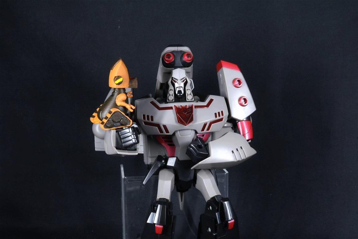 🤖 Transformers DUCK-E, Dynamic Universal Cybertronian Kinetic Engineer ...