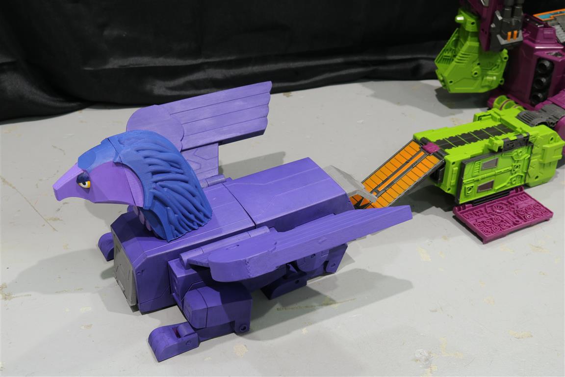 🦅 Giant Purple Griffin from Transformers G1 Episode "Aerial Assault ...