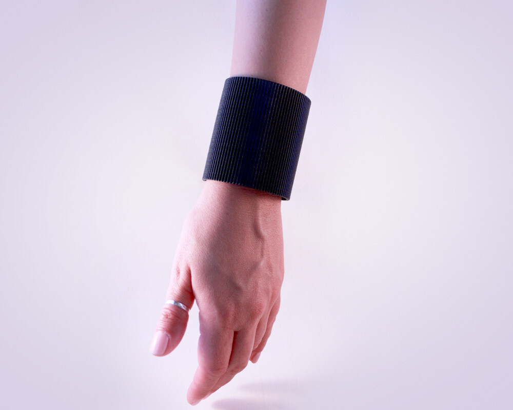 Free STL file Cuff Bracelet - Stripes 👗 ・3D printer design to download ...