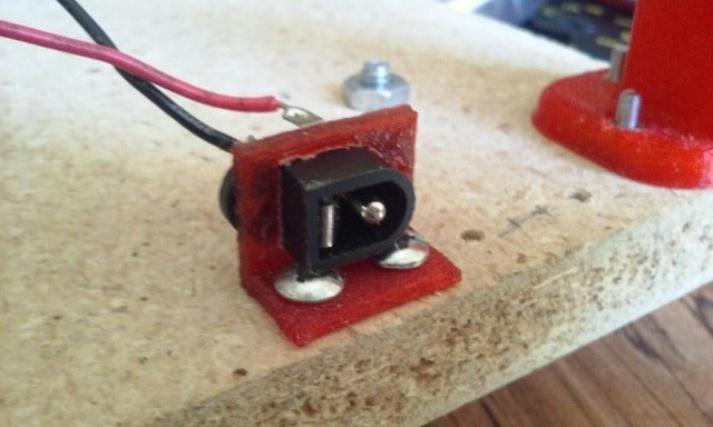 Free STL file DC Jack Mount ⚡ (SCAD)・3D print object to download・Cults