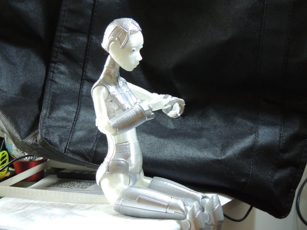 3D printable Robot woman "Robotica"・Cults